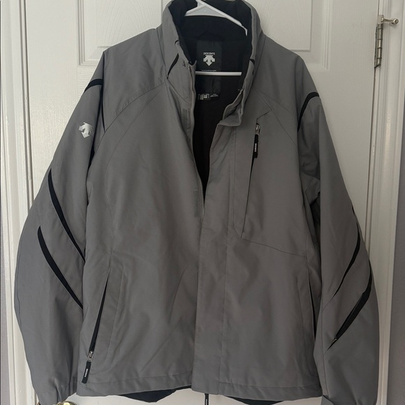 Descente | Jackets & Coats | Descente Mens Gray Ski Jacket | Poshmark